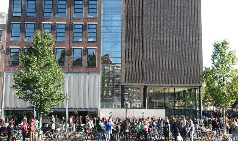 My Personal Experience with the Virtual Reality Tour of the Anne Frank ...